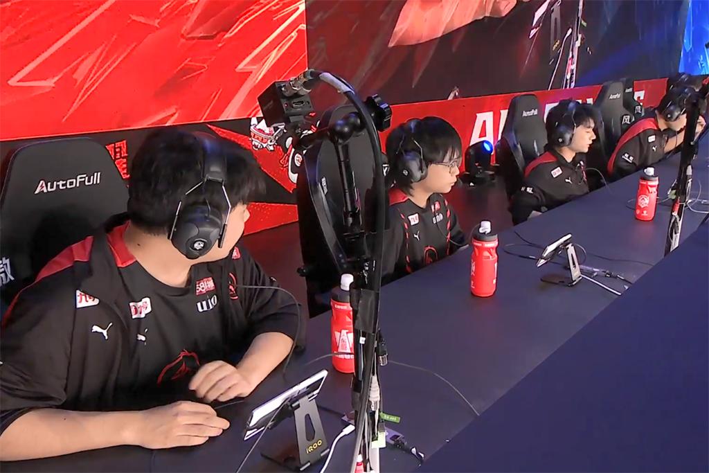 AG3比1戰勝狼隊，成功鎖定季後賽，刺痛時隔867天回歸拿到MVP - 頭條匯