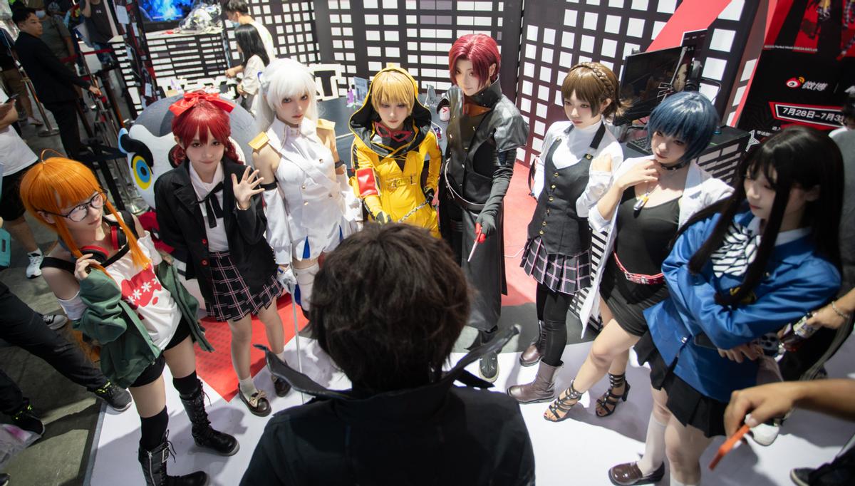 琴音蒙塔涅現身ChinaJoy《P5X》展台，顏值讓宅男直呼：愛了愛了 - 頭條匯