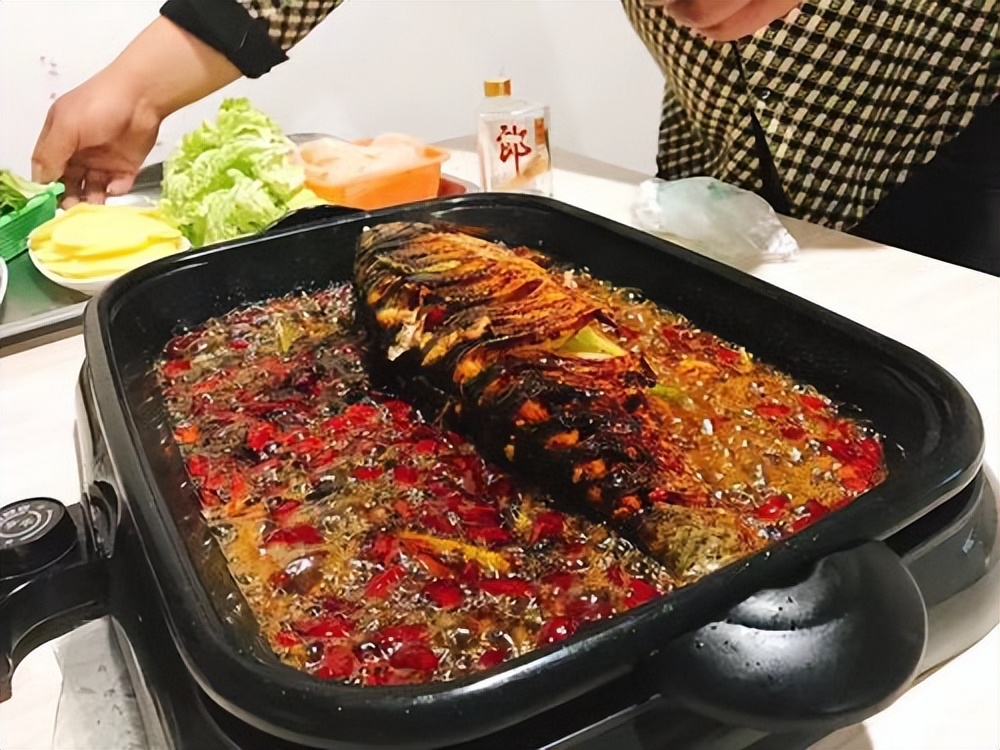 Say goodbye to the old and welcome the new, eat grilled fish and ...