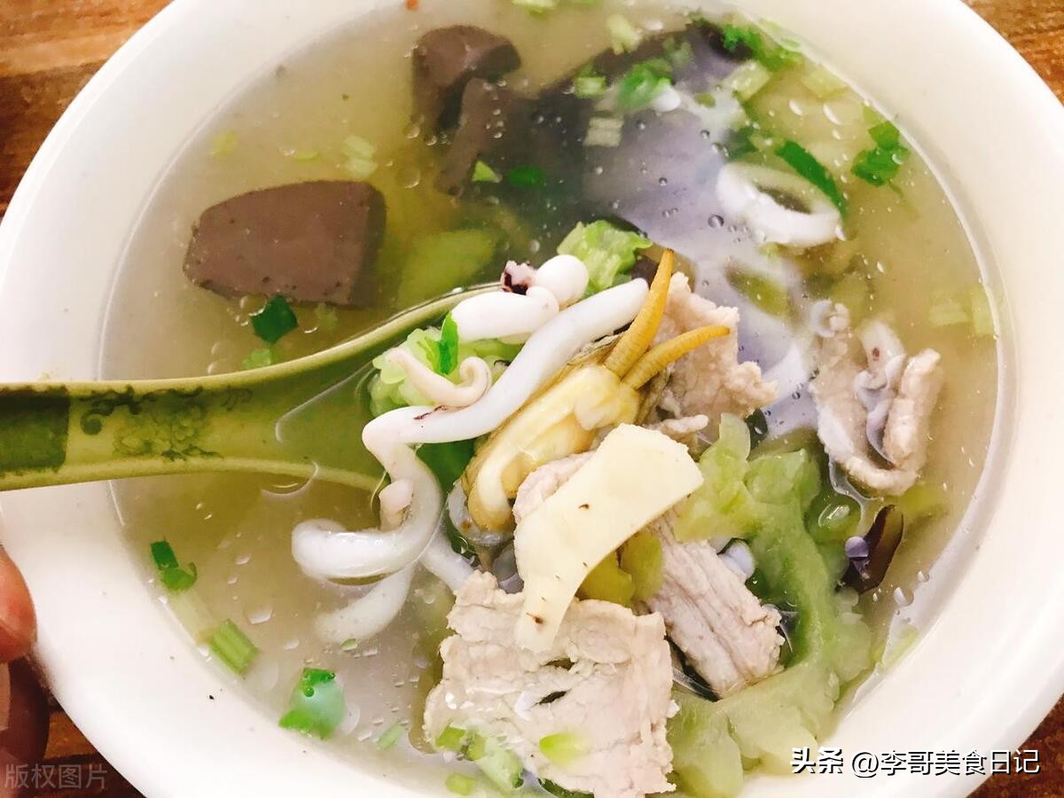 The practice of boiling soup is delicious and nutritious - iNEWS