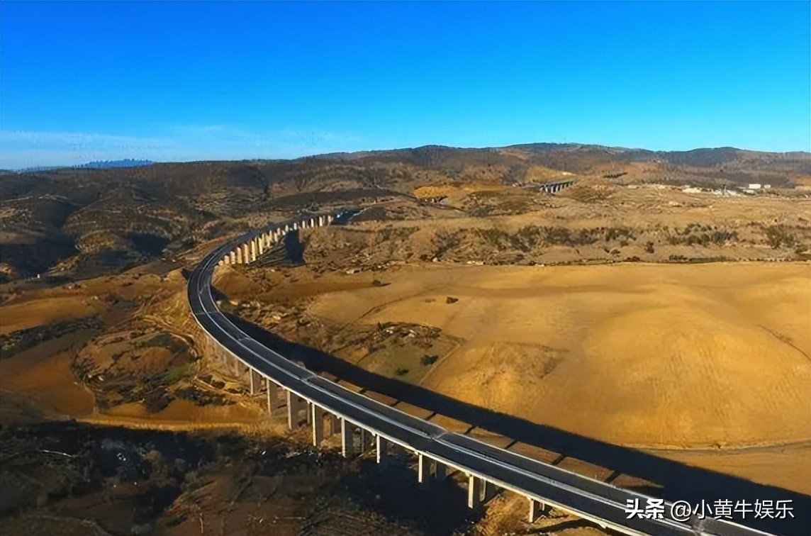 The infrastructure maniac made the first move, no one dared to take up ...