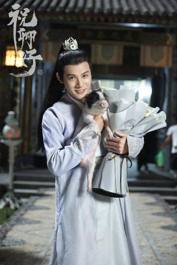 Zheng Yecheng's upcoming dramas are posting birthday posters, and each ...