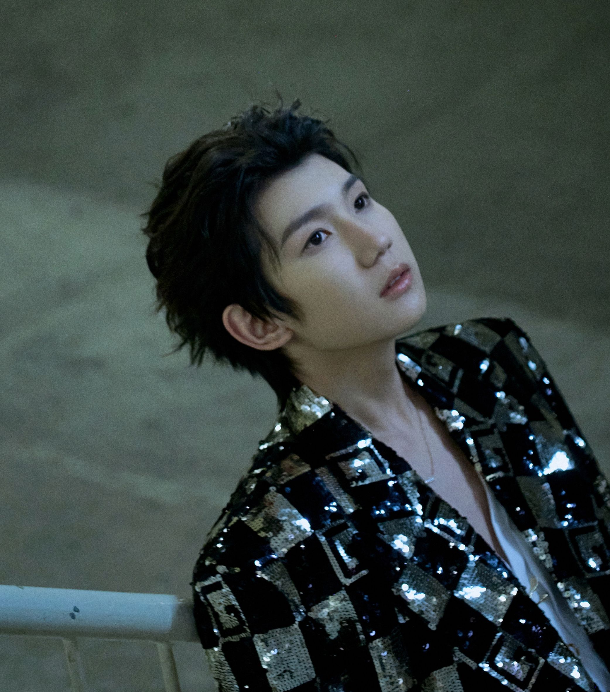 The sales volume of Wang Yuan's vinyl record exceeded 70 million, and ...