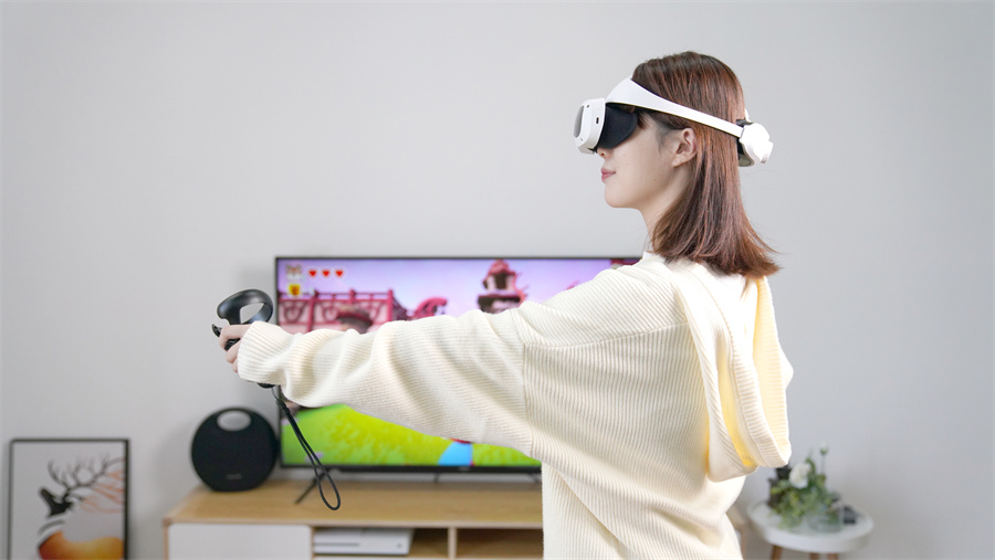 Thinner, lighter, wearable and flip-up Skyworth Pancake 1C VR all-in-one review is here - iMedia