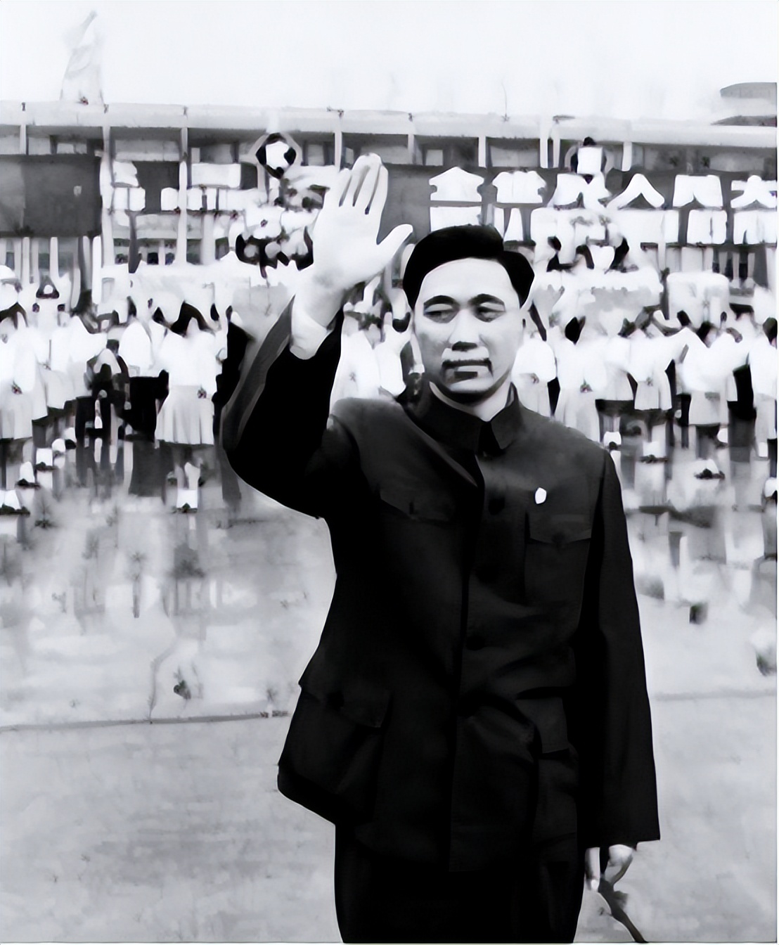 Xu Jingxian picked two male secretaries in 1976, Zhang Chunqiao: What I want is not a secretary ...