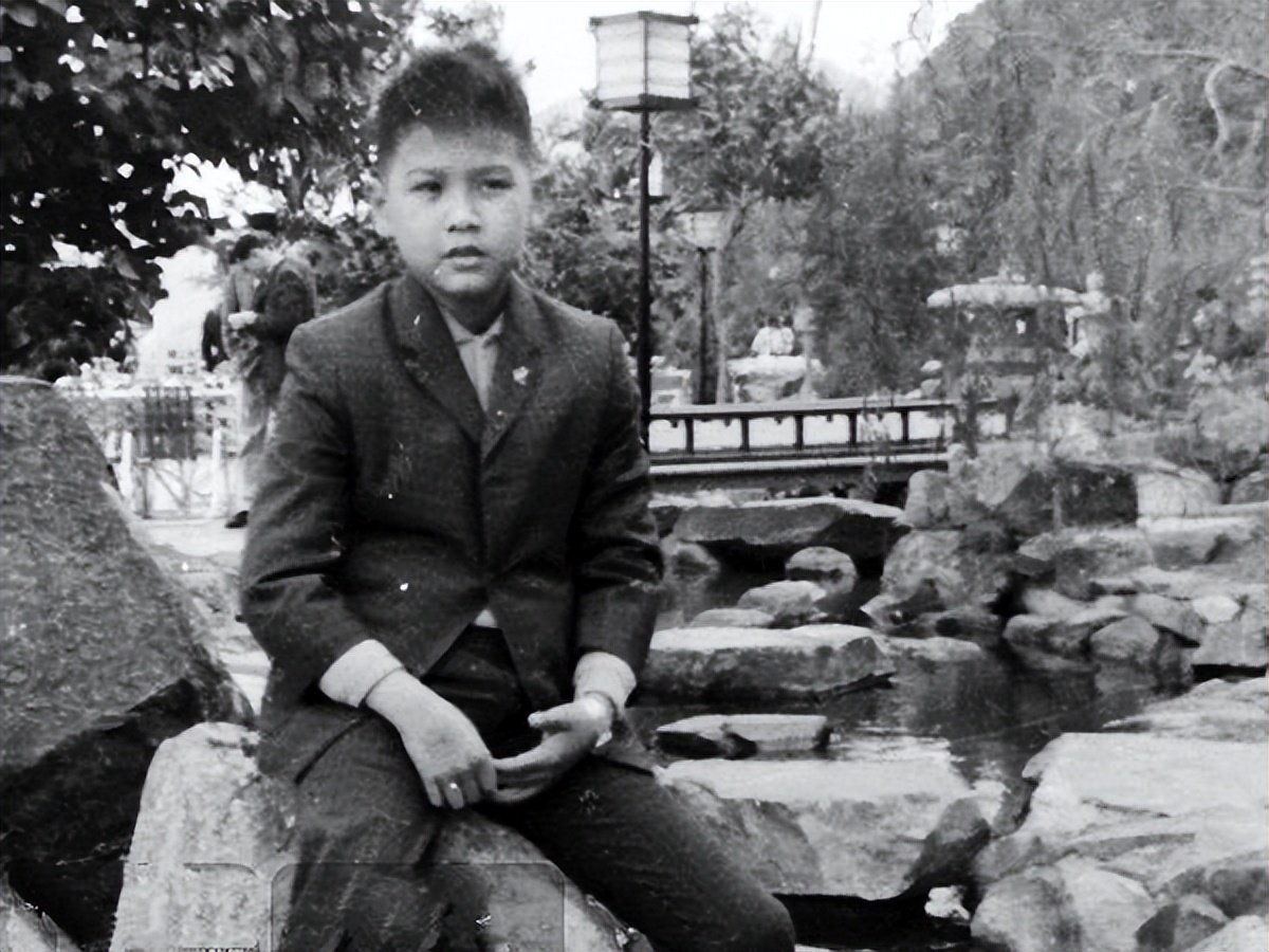 Actor Lin Jiahua: He gave up his career for his family, married his ...