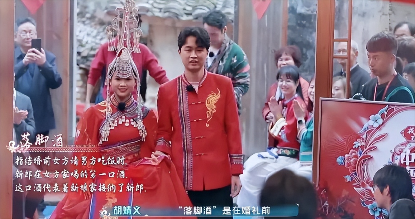 Let Hu Ge, Peng Yuyan, Zhong Hanliang, and Lu Yi all come to send ...