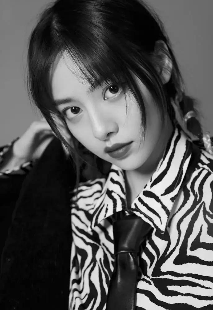 Mingyang Entertainment-Mainland Beauty Star Zhang Yishang - iNEWS