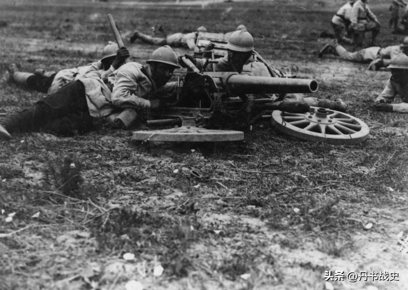 Fortress artillery changed to field artillery, Romanian "Gruson ...