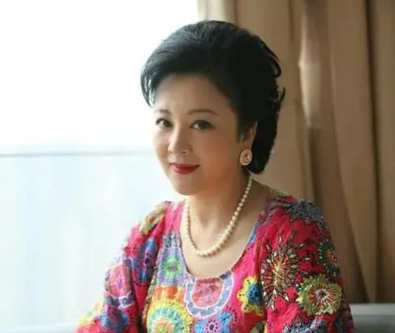 Liang Li: A marriage that went out of the house, her ex-husband passed away, and it is difficult ...