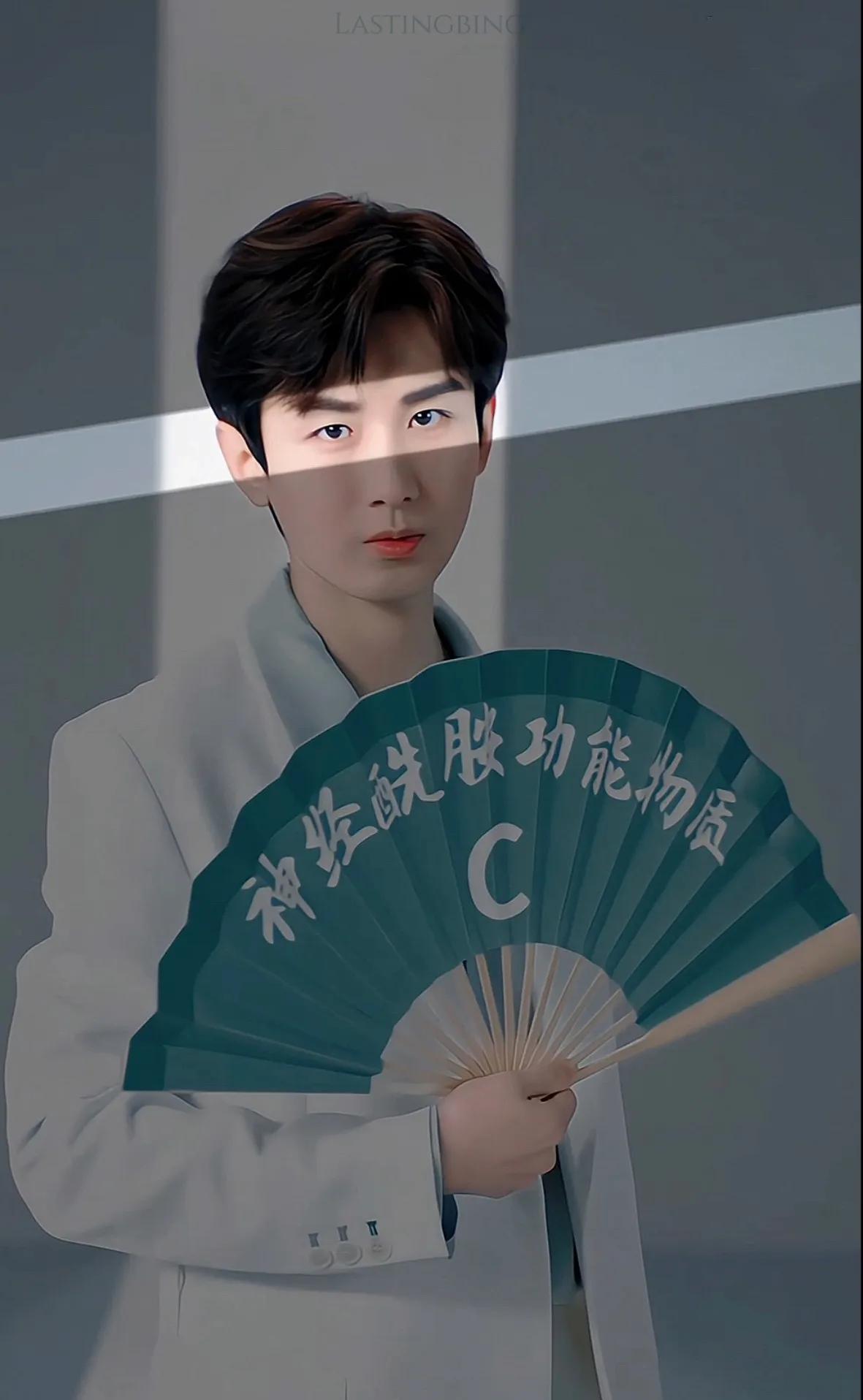 "Cheng Yi: Dedicated to acting for ten years, won the respect and love ...