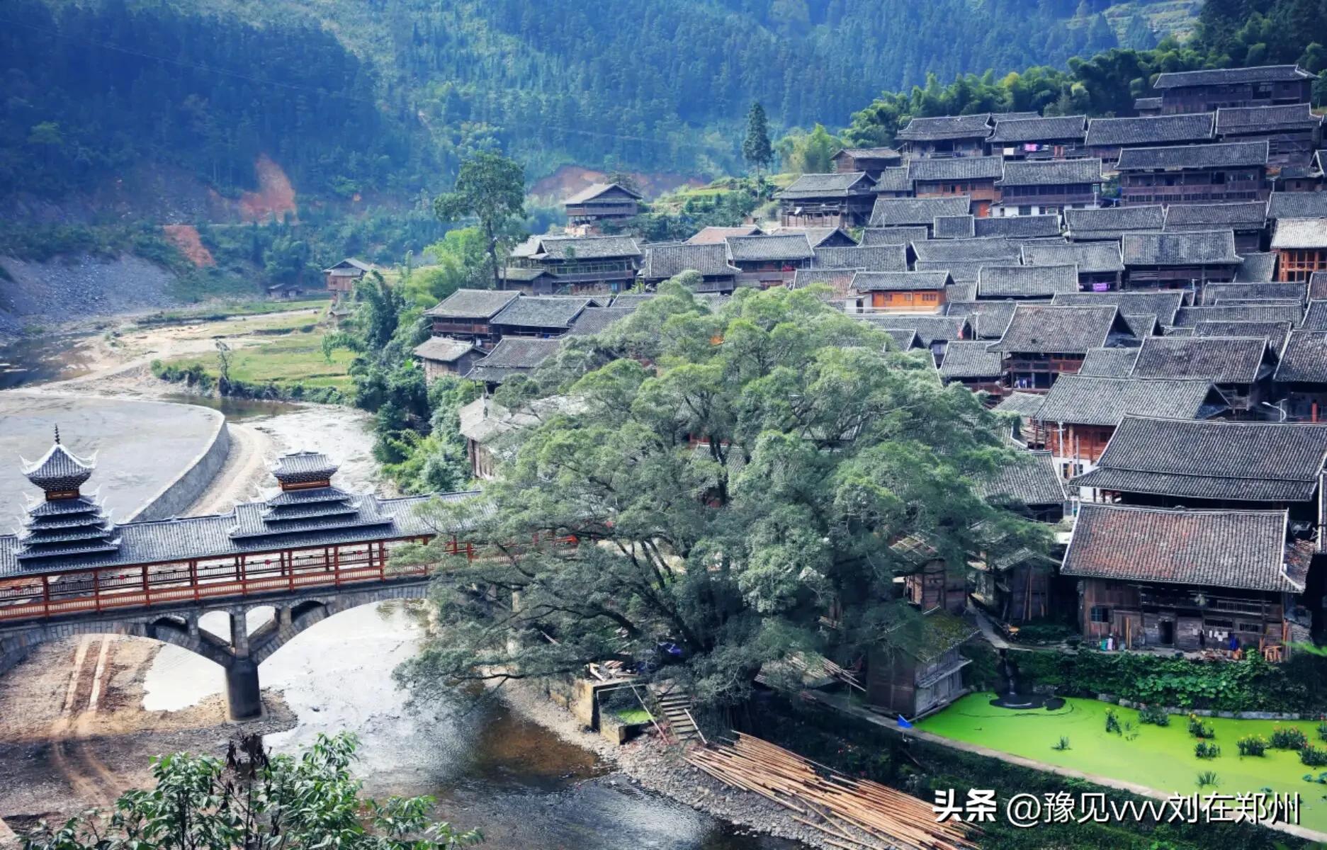 Scenic Scenic Spots in China - Rongjiang Miaoshan and Dongshui Scenic ...