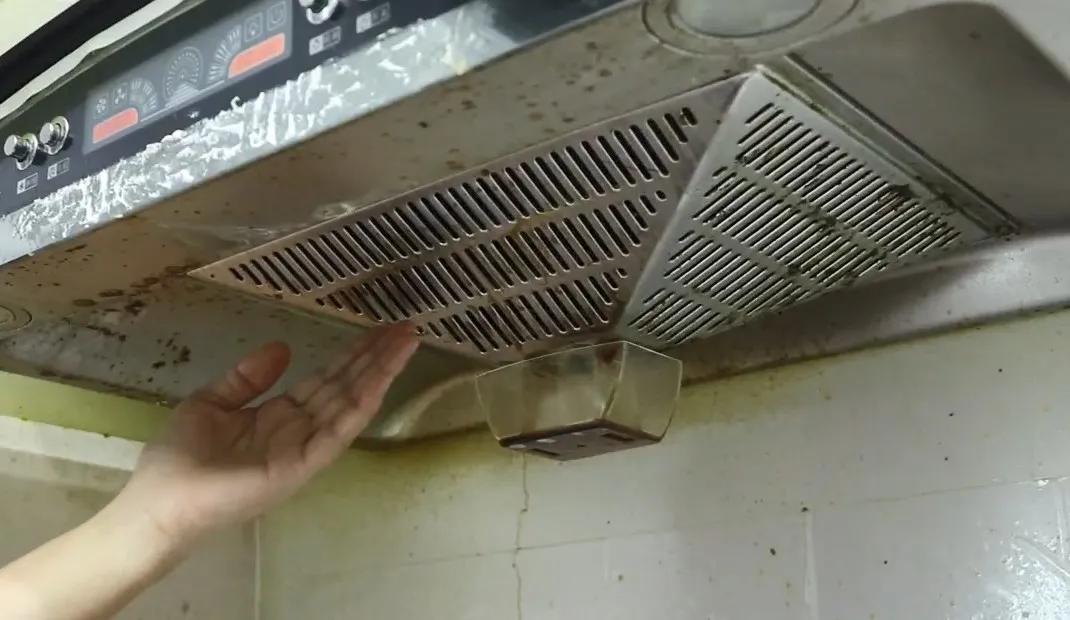 No matter how oily or dirty the household range hood is, it only needs ...