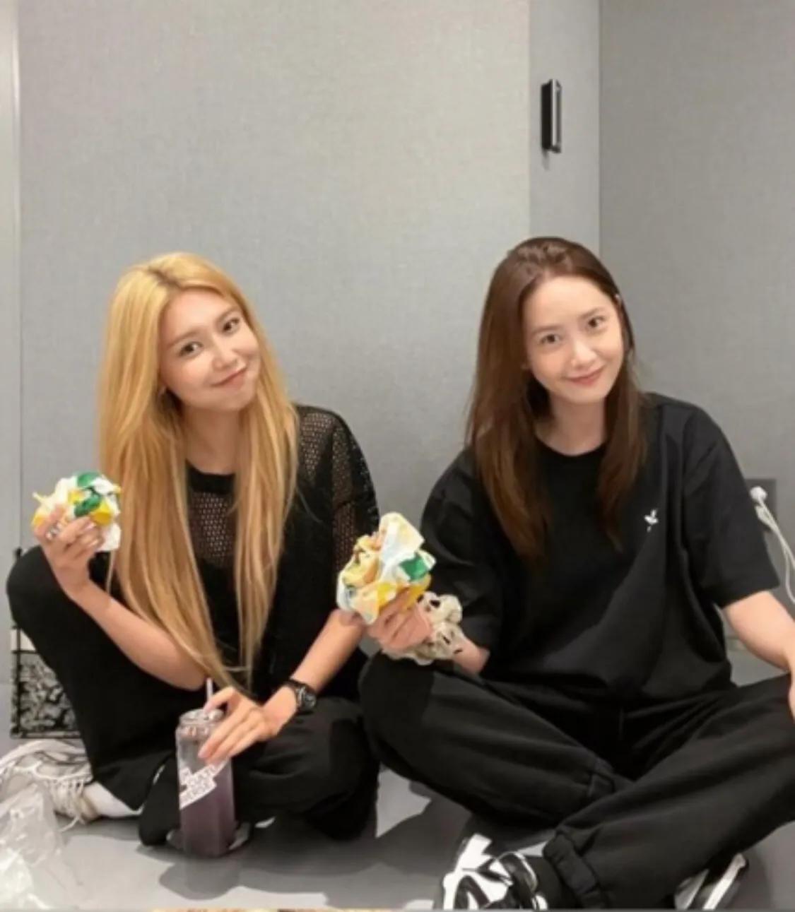 15 years of food friends!Girls' Generation Sooyoung x Yoona, the ...