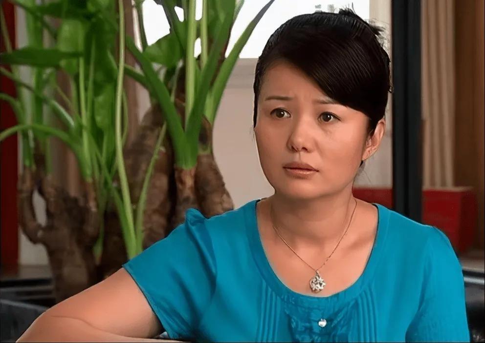Du Chun's stepmother Zheng Weili: married Du Zhiguo for the second time, but chose to forgive ...