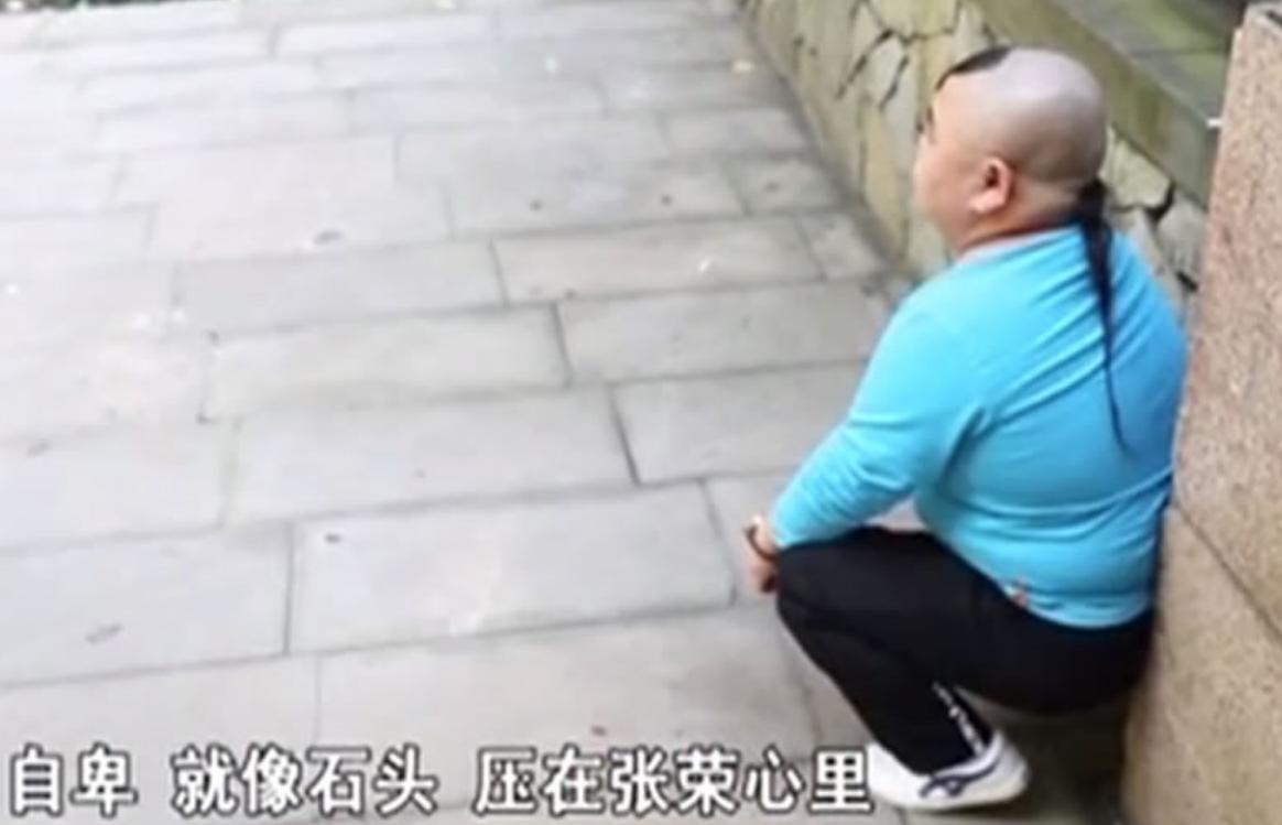 Zhang Rong, the winner in life: He is only 1.2 meters tall, but married ...