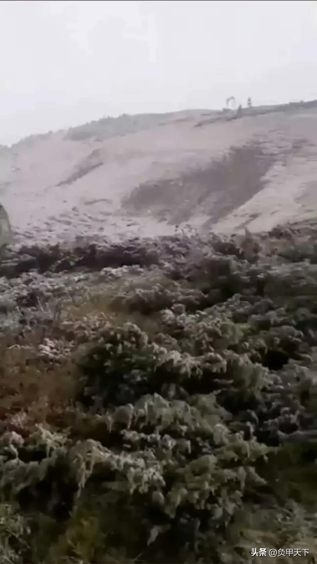 Ukraine's first winter snow this year hits Kherson, tens of thousands ...