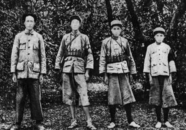 In 1953, Luo Shunchu had a theory with Peng Dehuai about the destroyer ...