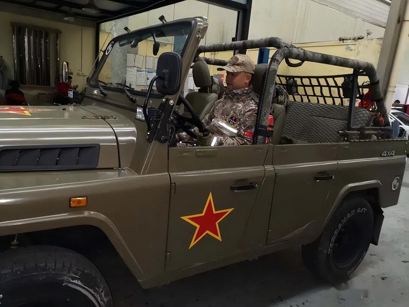 The new model of Beijing 212 is exposed, the new chassis of the ...