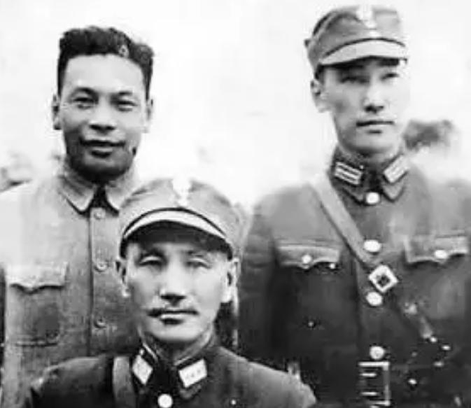 Why did Chiang Kai-shek pass on the presidency to outsiders after his ...
