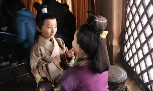 The Short Emperor Life of Liu Bing, Emperor Xiaochong of the Eastern ...