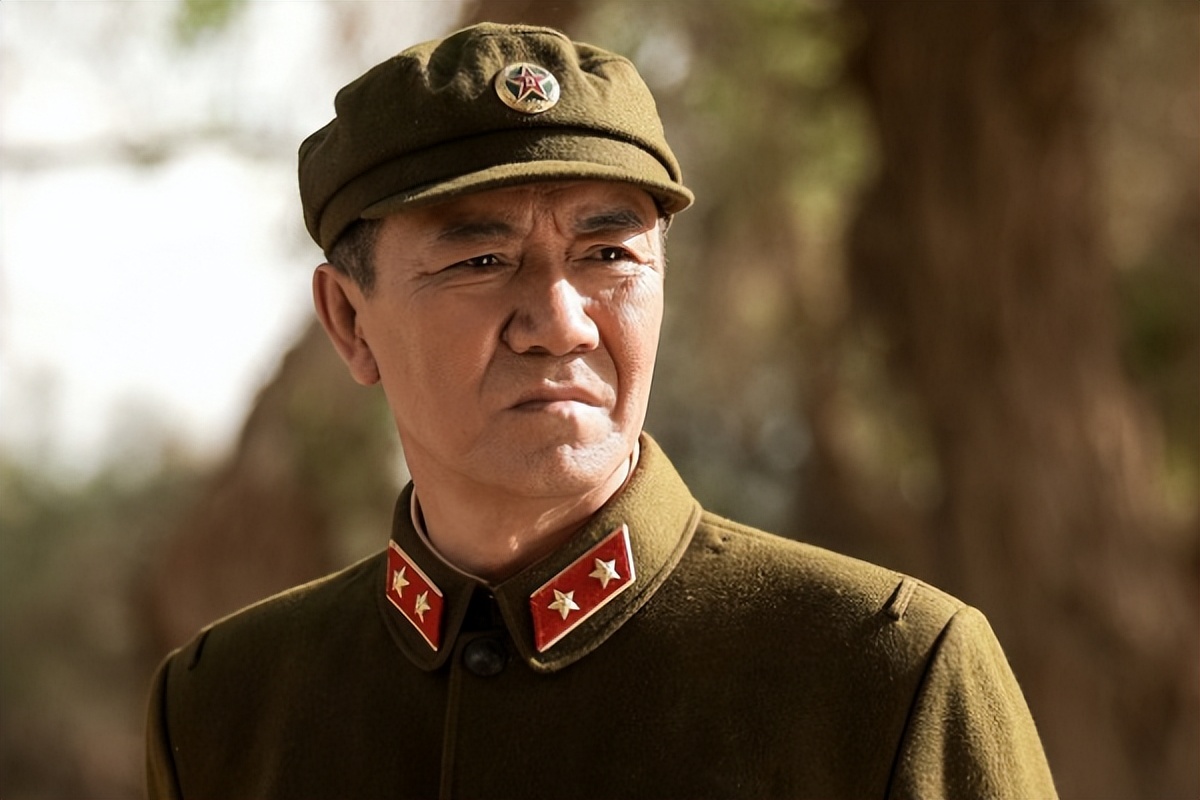 Li Youbin: The classic "Bright Sword", the insurmountable Li Yunlong ...