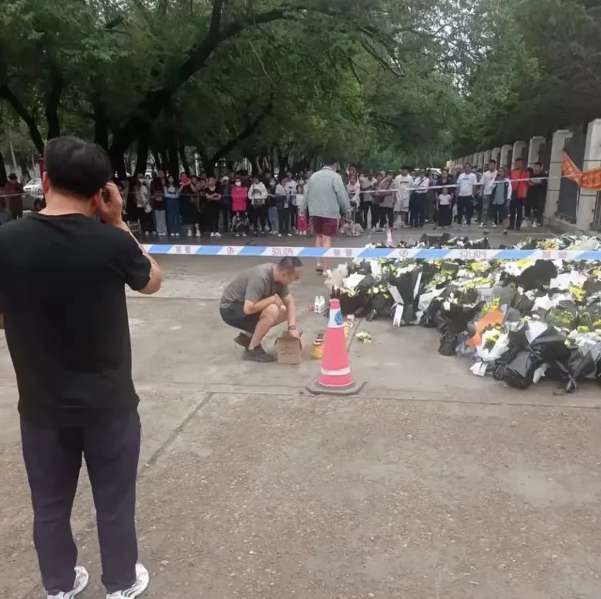 The stadium collapsed, 3 scenes made people cry, and there were scenes ...