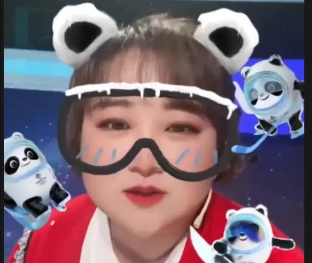 Seeing that "Bing Dun Dun" Jia Ling and Guan Xiaotong are urging "Ace ...