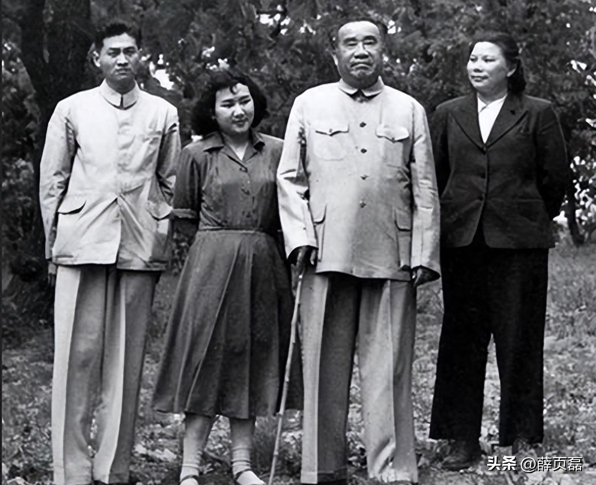 In 1965, when Zhu Min was dying, Zhu De ordered the use of his ...