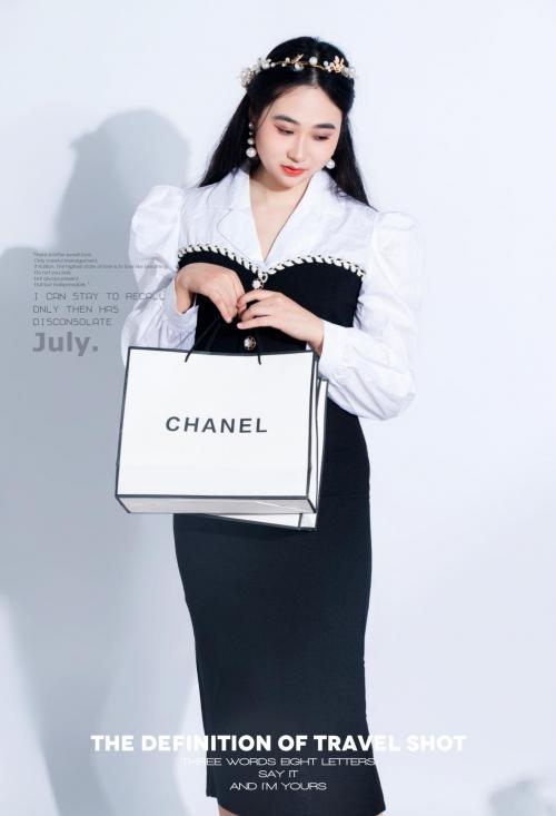 Model Liu Xin: Exploding popularity and making headlines in ...
