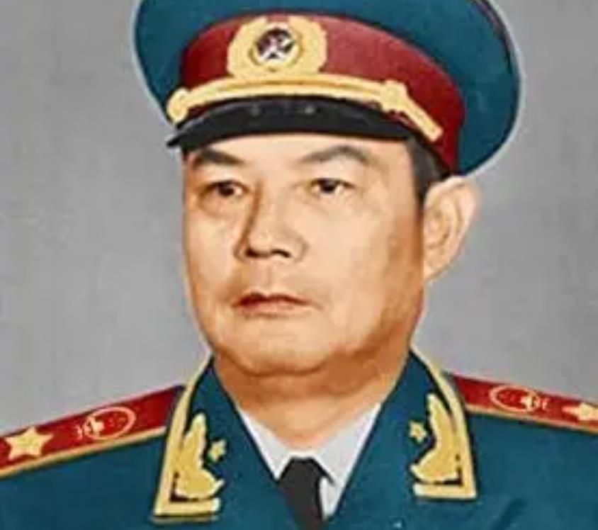Before being awarded the title in 1955, Boss Peng scolded a general. Ye ...