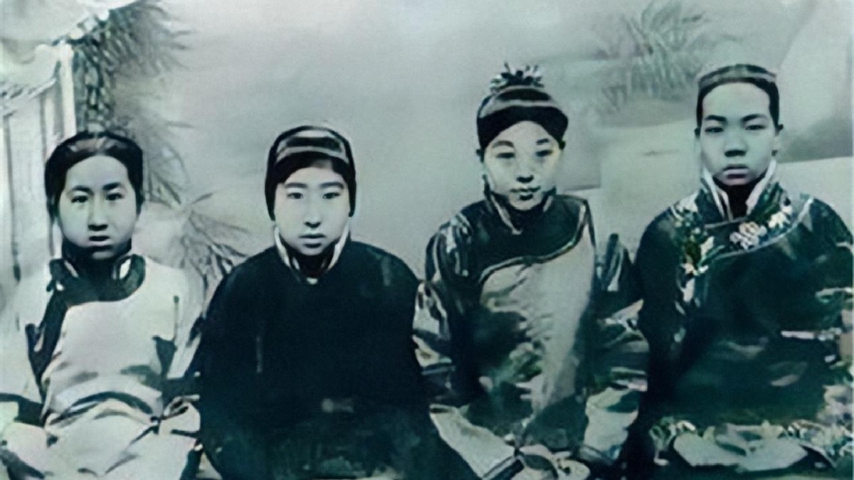 Ma Bufang fled to Saudi Arabia with huge sums of money, and scolded ...