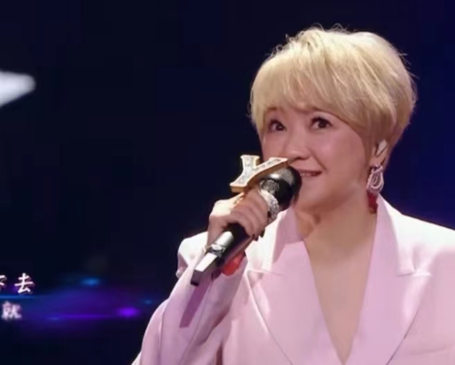 Still longing for love!The 57-year-old well-known Hong Kong singer has ...