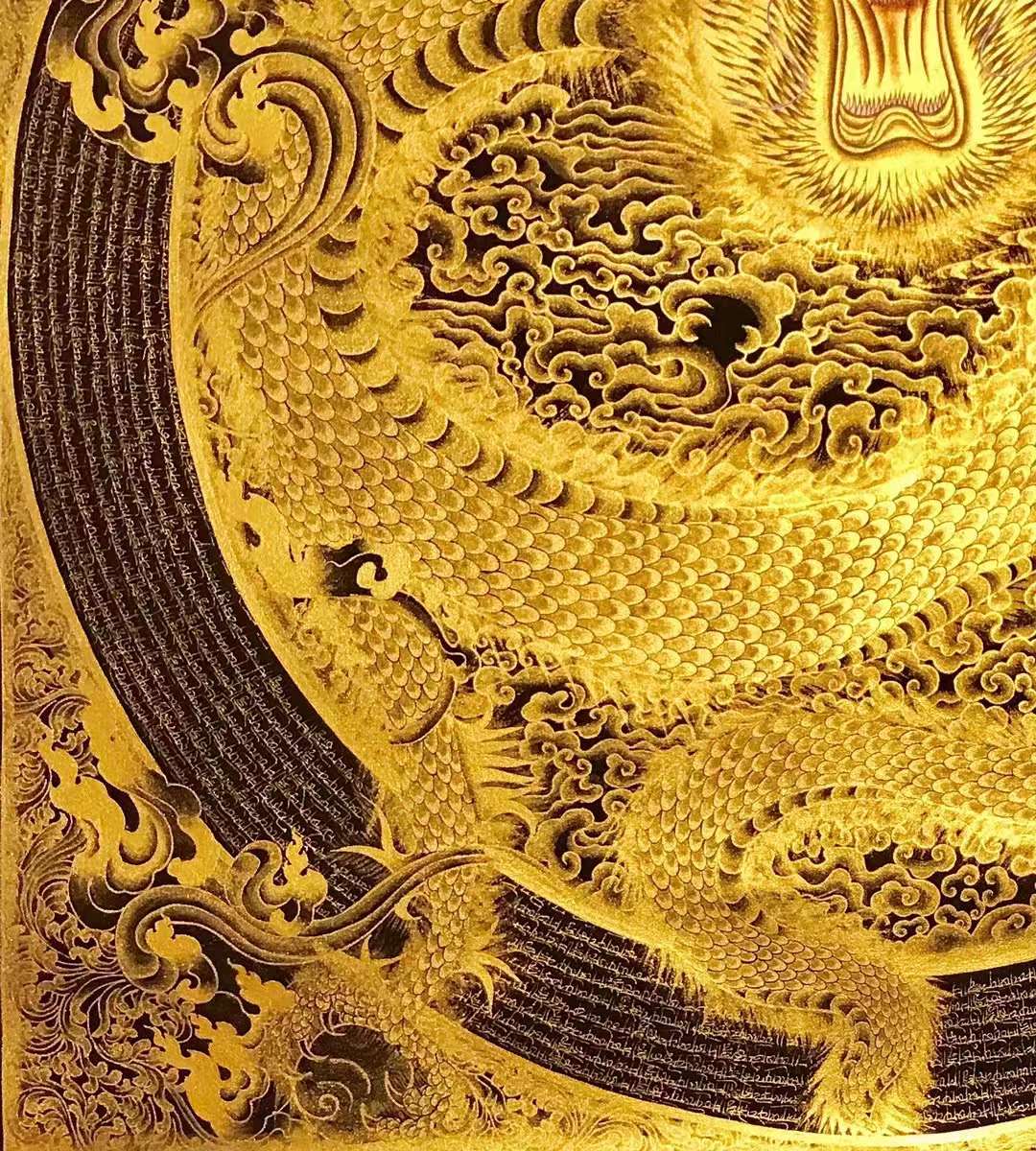 Immersive appreciation of a black gold thangka "Five-clawed Golden ...