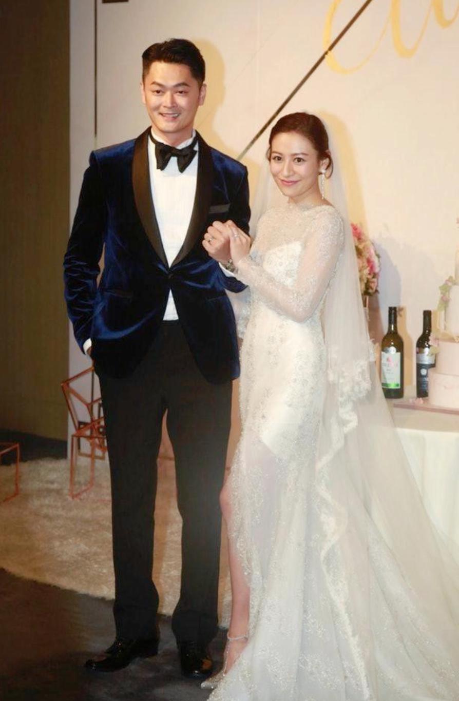 Jiang Ruolin's younger brother rarely shows his face when married - iNEWS