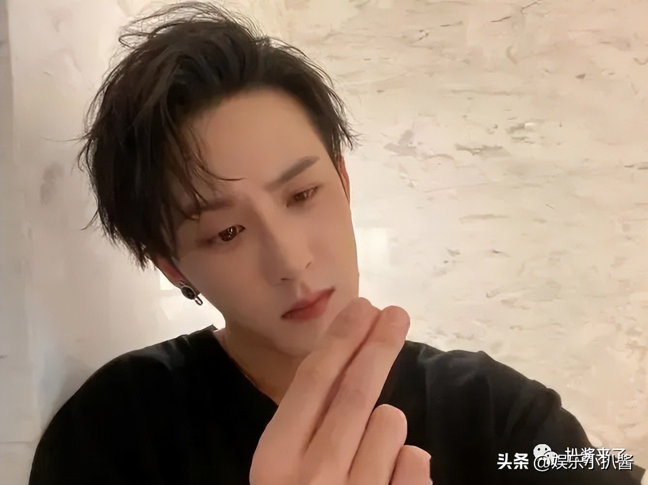 Actor Wen Luo Yunxi whose surname is Chen? Wang Junkai has a concert ...