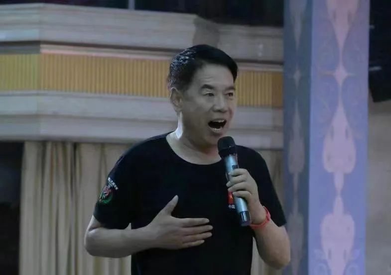 Yang Lin: The comrades-in-arms of the Artillery Regiment of the First ...