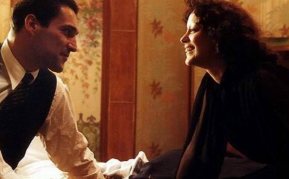 The life of Edith Piaf from the film "La Vie en Rose", the power and ...