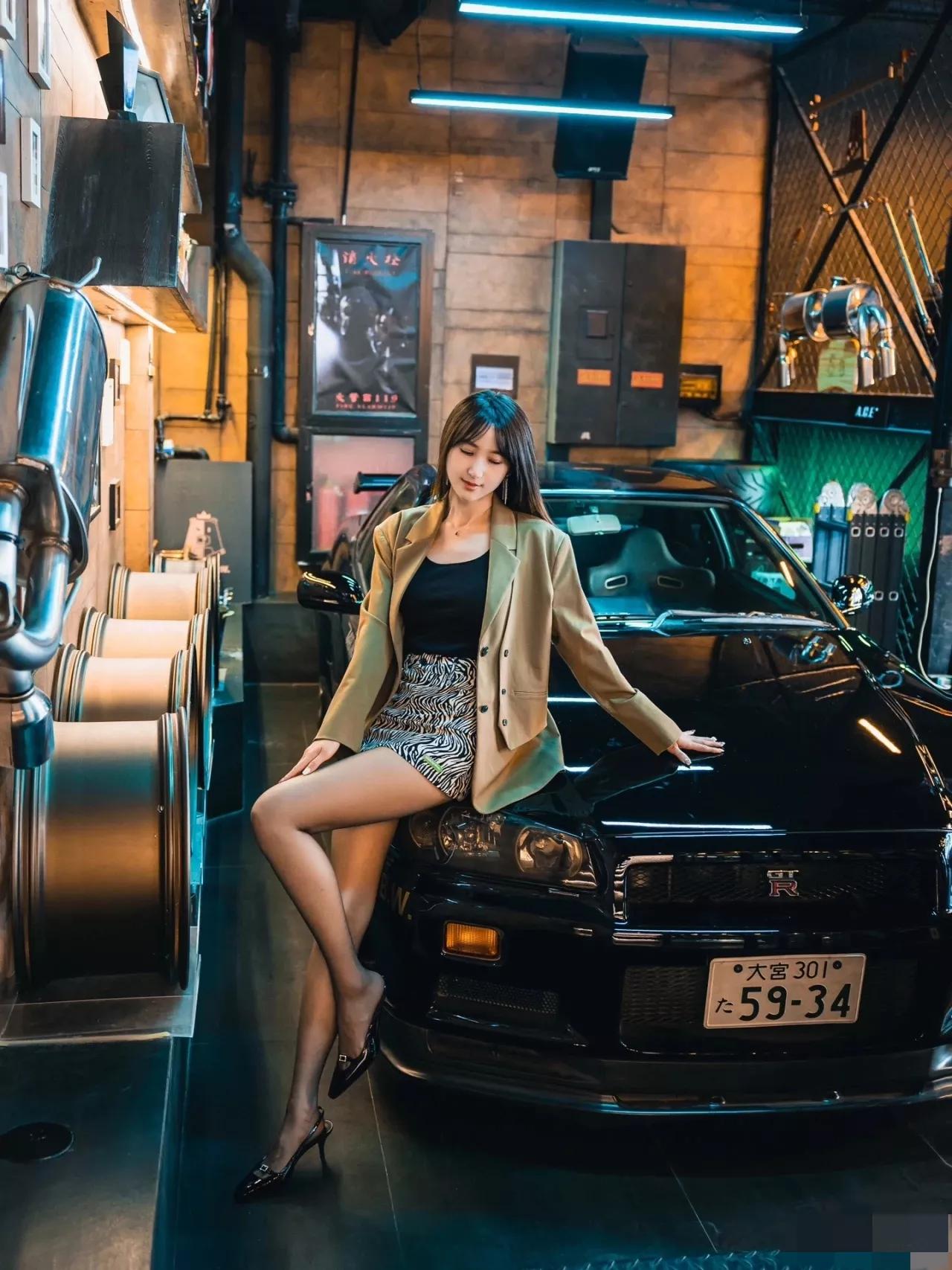 Eloquent writing and ink run through ancient and modern times - iMedia