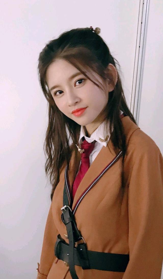 Mingyang Entertainment - Beauty Star - Lin Siyi - iNEWS