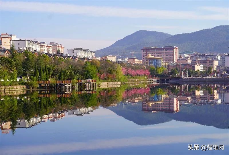 Chuxiong is a small town with beautiful scenery!Mountains are like ...