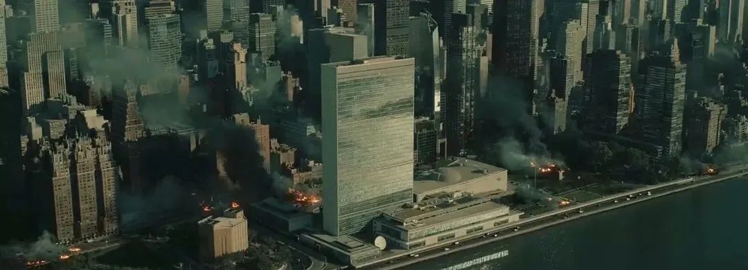 [The Wandering Earth 2]: After bombing Jupiter and bombing the moon ...