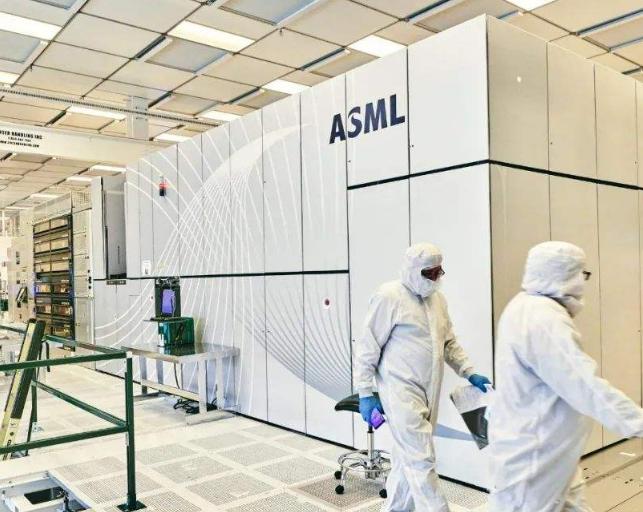"Abandoning" ASML?Two news from TSMC, getting rid of dependence on US technology? - iNEWS