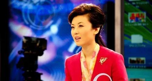 CCTV beauty anchor Li Hong - iNEWS