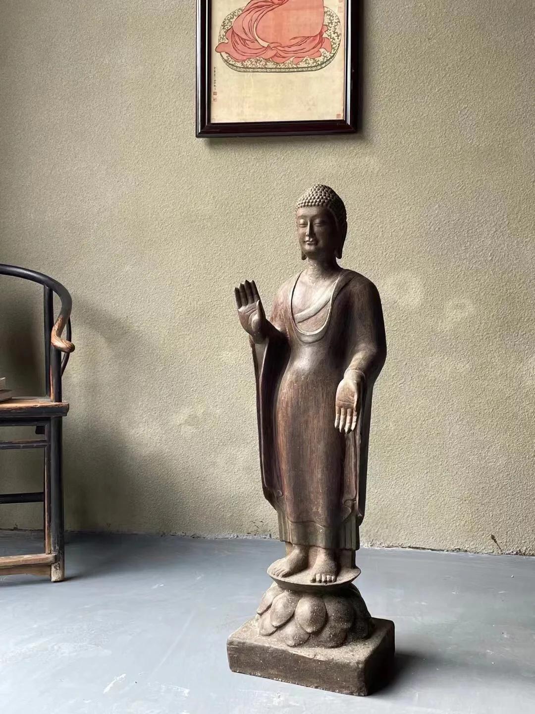 Sakyamuni standing Buddha Buddha open face dignified face with smile ...