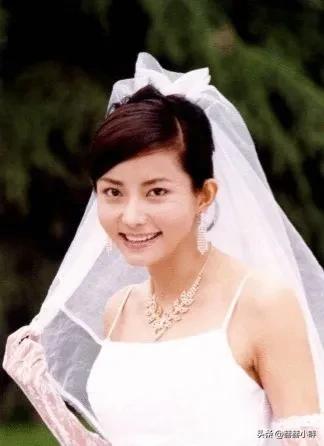 Gentle and beautiful Fang Yu's ever-changing girl Li Yu - iNEWS