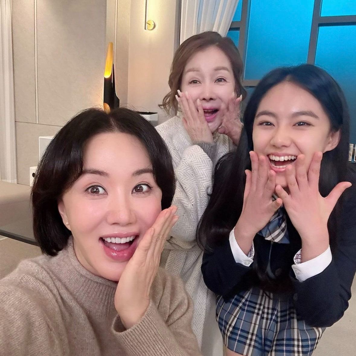 The behind-the-scenes footage of "Doctor Cha Jung-sook" is exposed ...