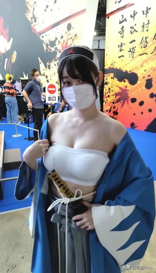 TGS 2022《如龍》展台COSER走紅 衣服包不住的傲人身材 - 頭條匯