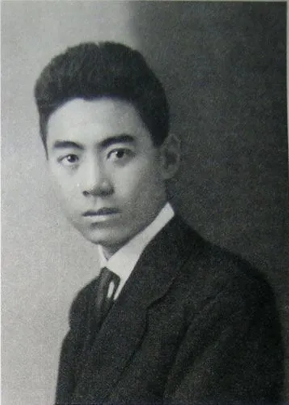 Zhou Enlai, Zhu De, Chen Yi, and Deng Xiaoping all studied in Europe ...