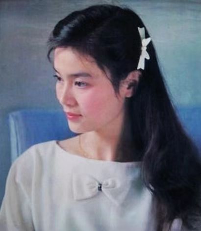 Do you know how beautiful Pan Hong was when she was young?Divorced for ...